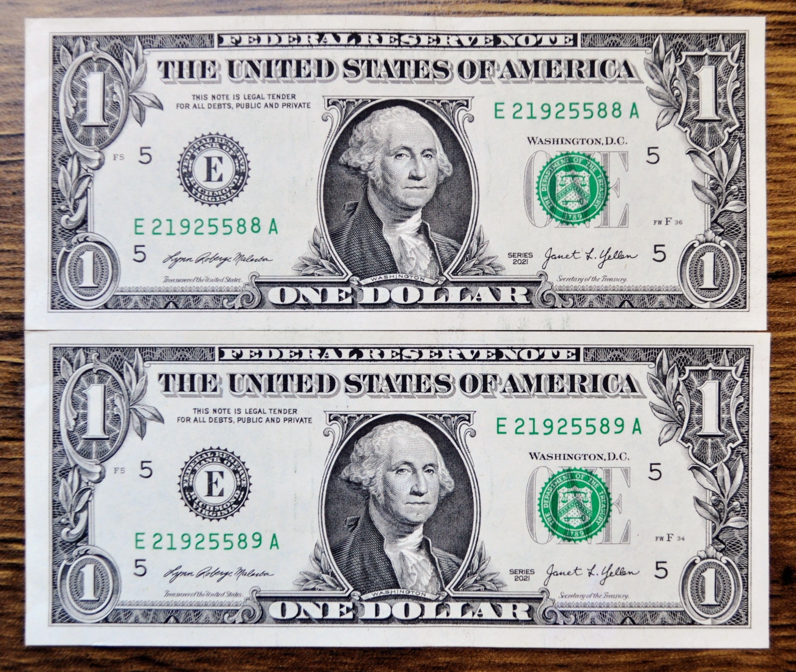 Consecutive Pair of 2021 1 Dollar Federal Reserve Notes - Richmond (E ...