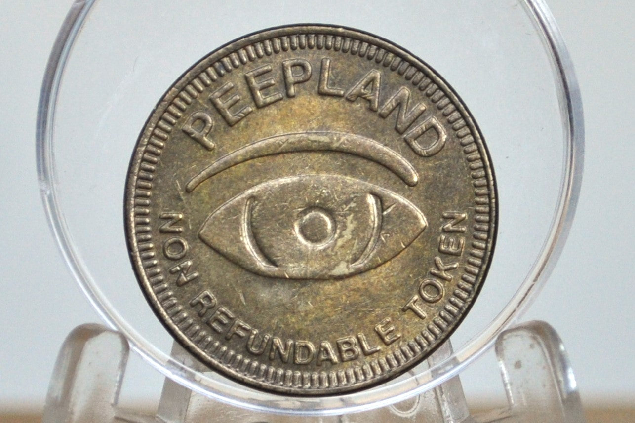 Eye Peep Land Nonrefundable Token - Eyeball Token Nonrefundable From P ...